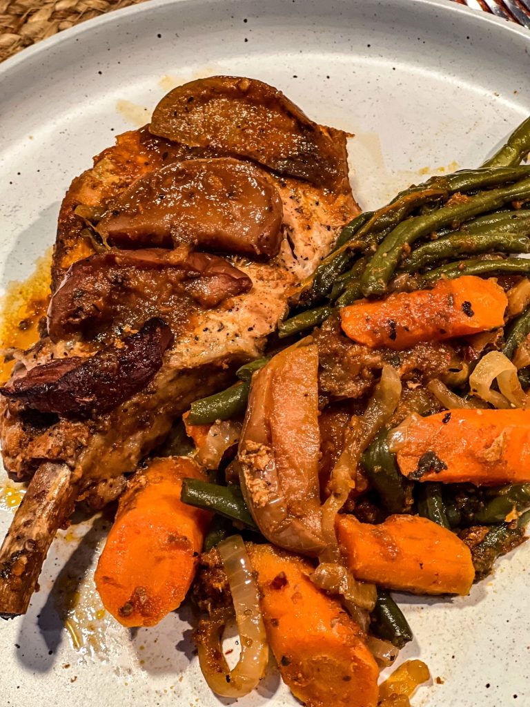 Mediterranean Pork & Apples by Penny's Primal - FoodSocial