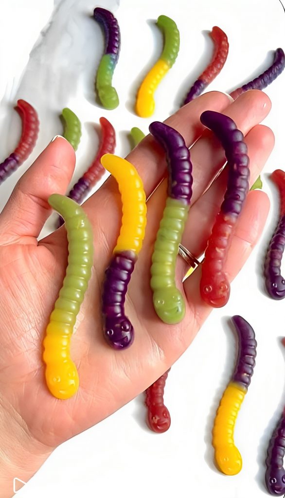Homemade Gummy Worms! by colleenshealthylife - FoodSocial