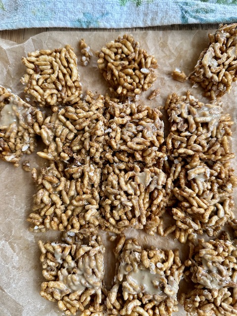 Puffed Rice Snack Bars by Cook2Nourish - FoodSocial