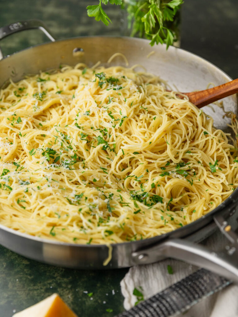 Quick and Easy Garlic Butter Pasta by scarlatifamilykitchen - FoodSocial
