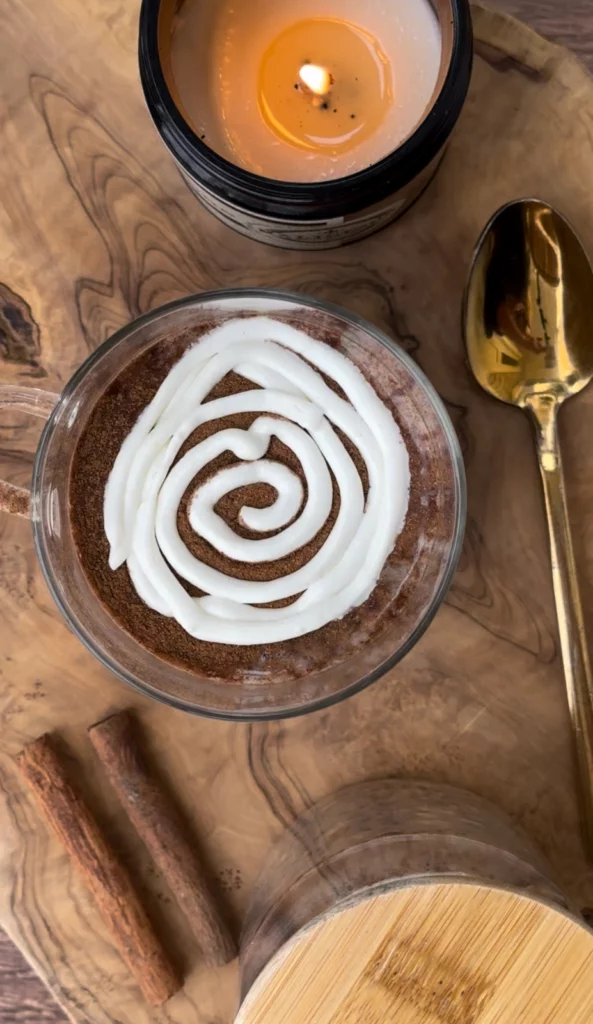 Cinnamon Roll Overnight Oats by Bridgette.eats.plants - FoodSocial