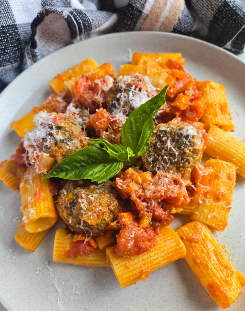 Rustic Rigatoni with Meatballs by the_happy_veg - FoodSocial